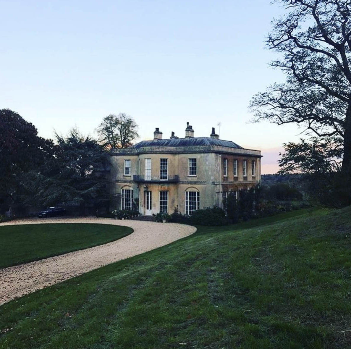 Trustpassing – Susanna Salk Style